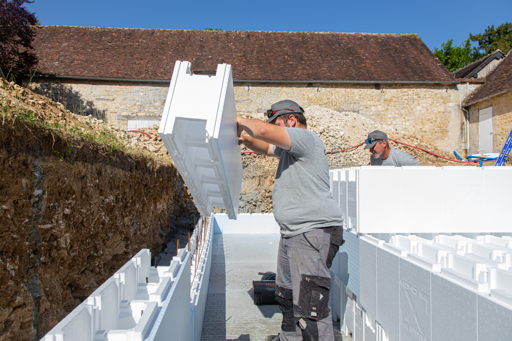 CFBlock X, le polystyrène bi-densité aux dimensions XXL - Activité Piscine