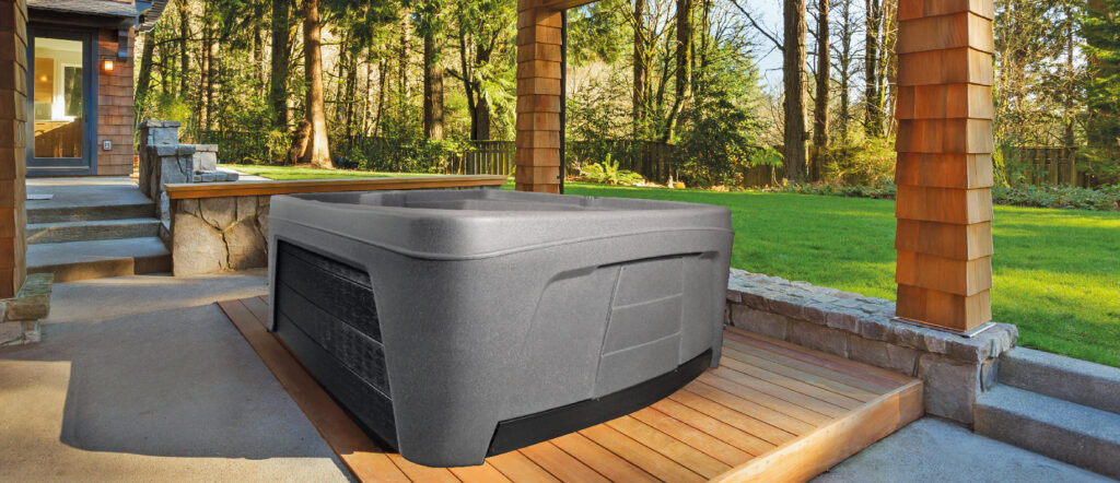 InnovaSpa, des spas rotomoulés Made in Canada - Activité Piscine